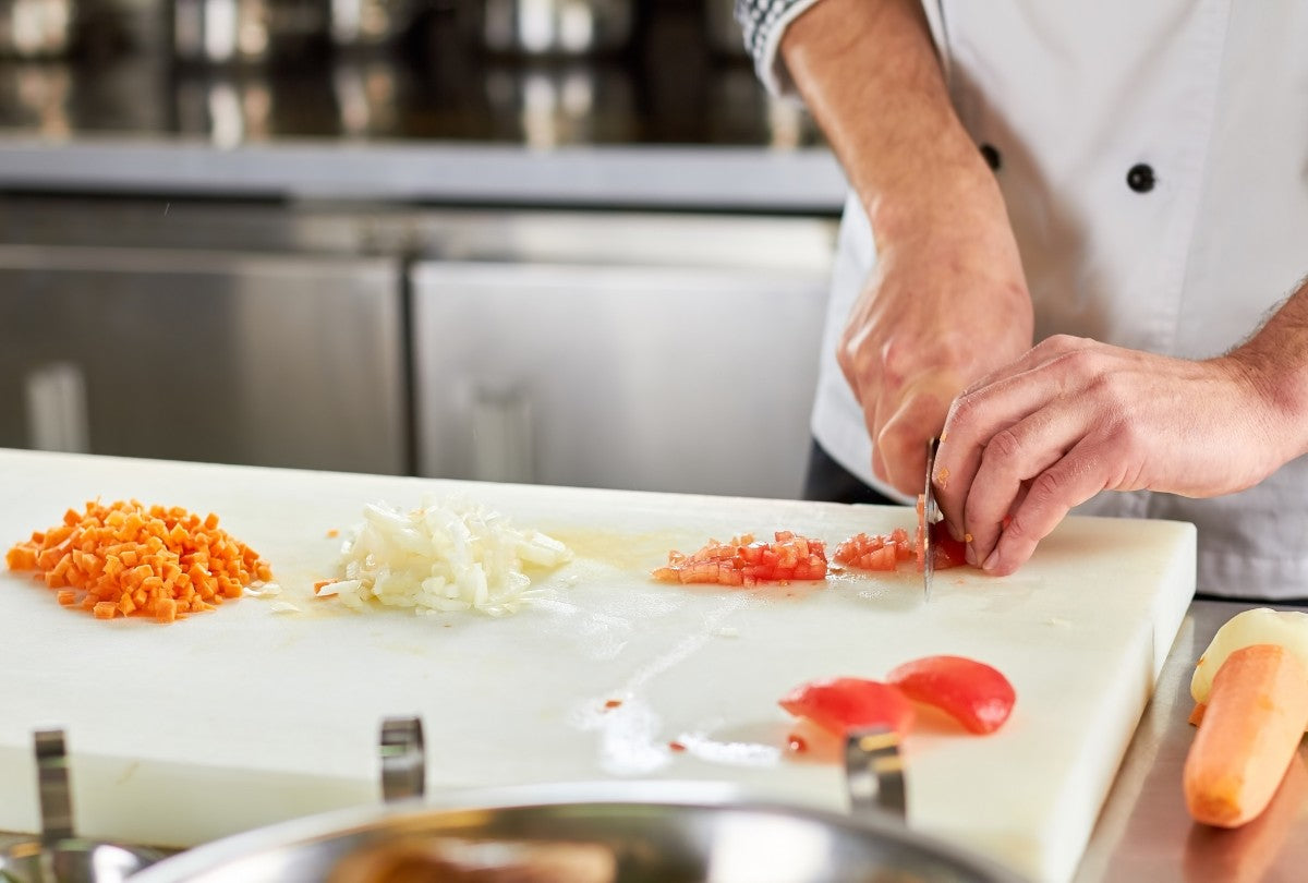 Brunoise cutting technique, this is how you master it!